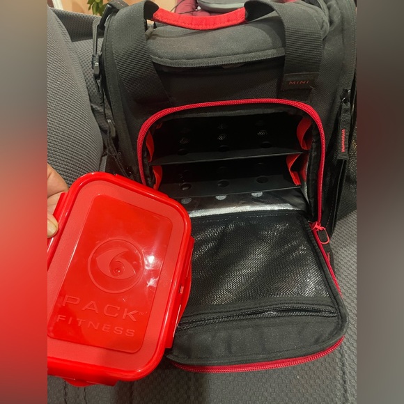 6 Pack Fitness | Kitchen | 6 Pack Fitness Bag Red And Black | Poshmark
